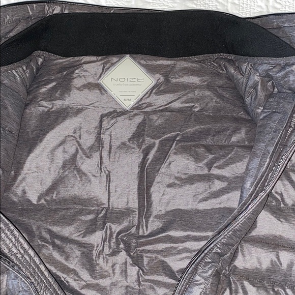 Noize | Jackets & Coats | Noize Lightweight Puffer Jacket Size Medium ...